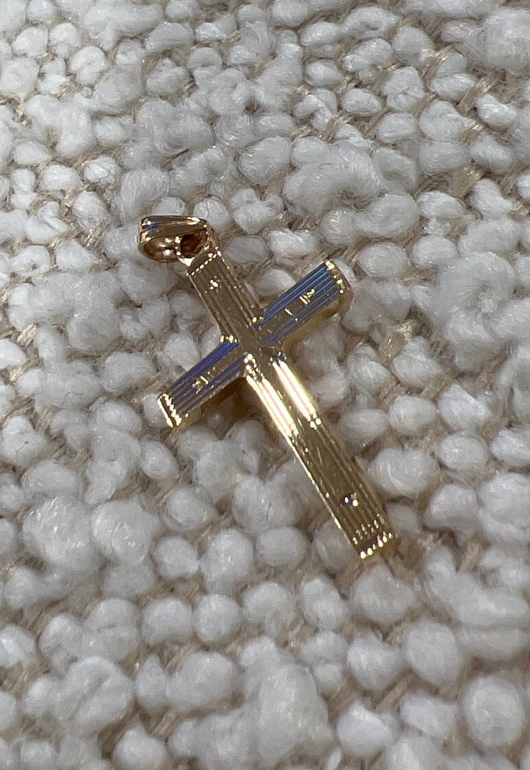 LQQK!!! Beautiful Small Vintage 1950’s Solid 14k Yellow Gold Cross! - Etsy