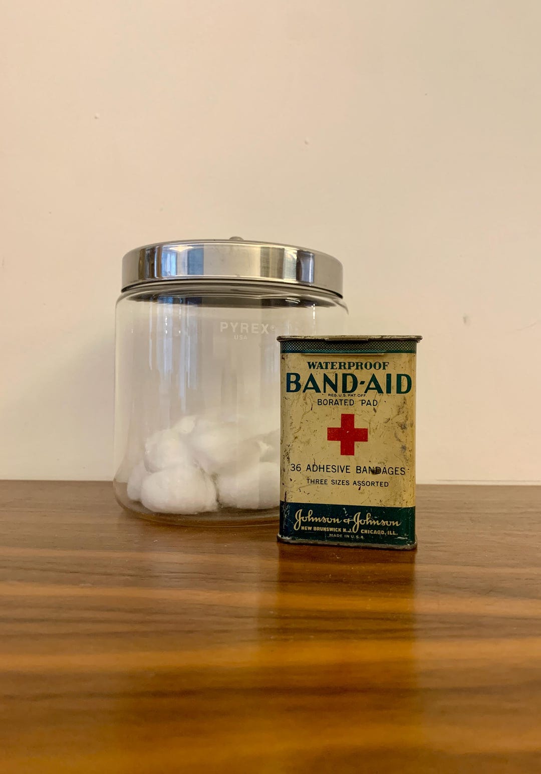 Vintage Metal Band-aid Tin Container Johnson & Johnson - Etsy