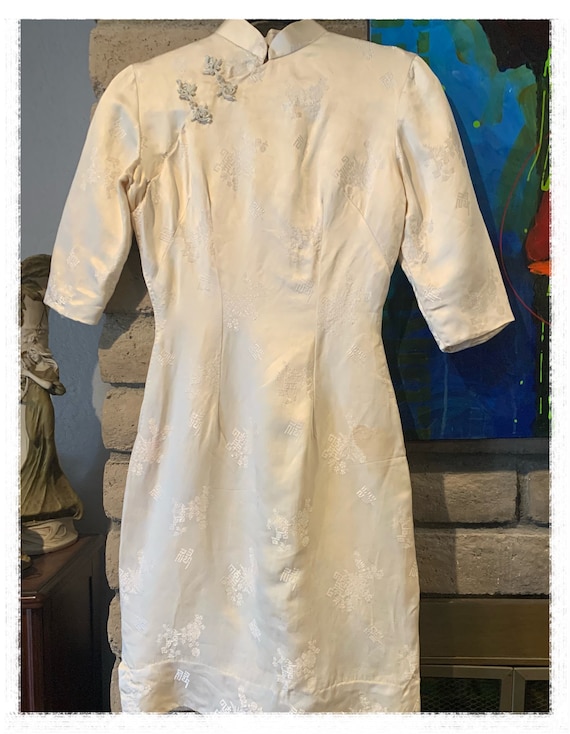 Moti’s Custom Made Shanghai-Style Cheongsam - Gem