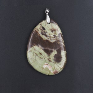 Hand-carved Natural Stones, Polished Natural Stones, Aura Crystals ...