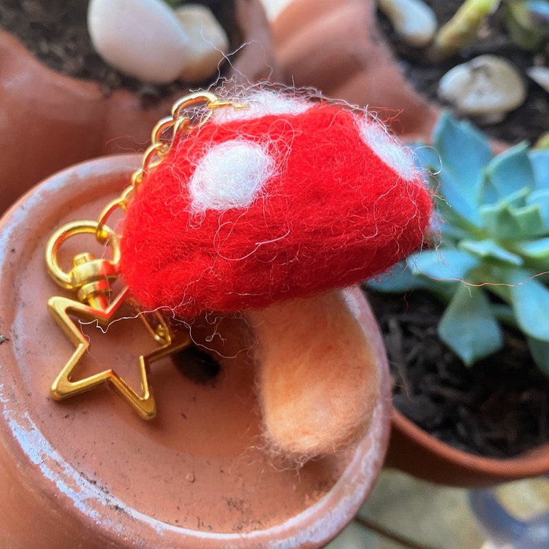 Needle Felted Keychain - Etsy Canada