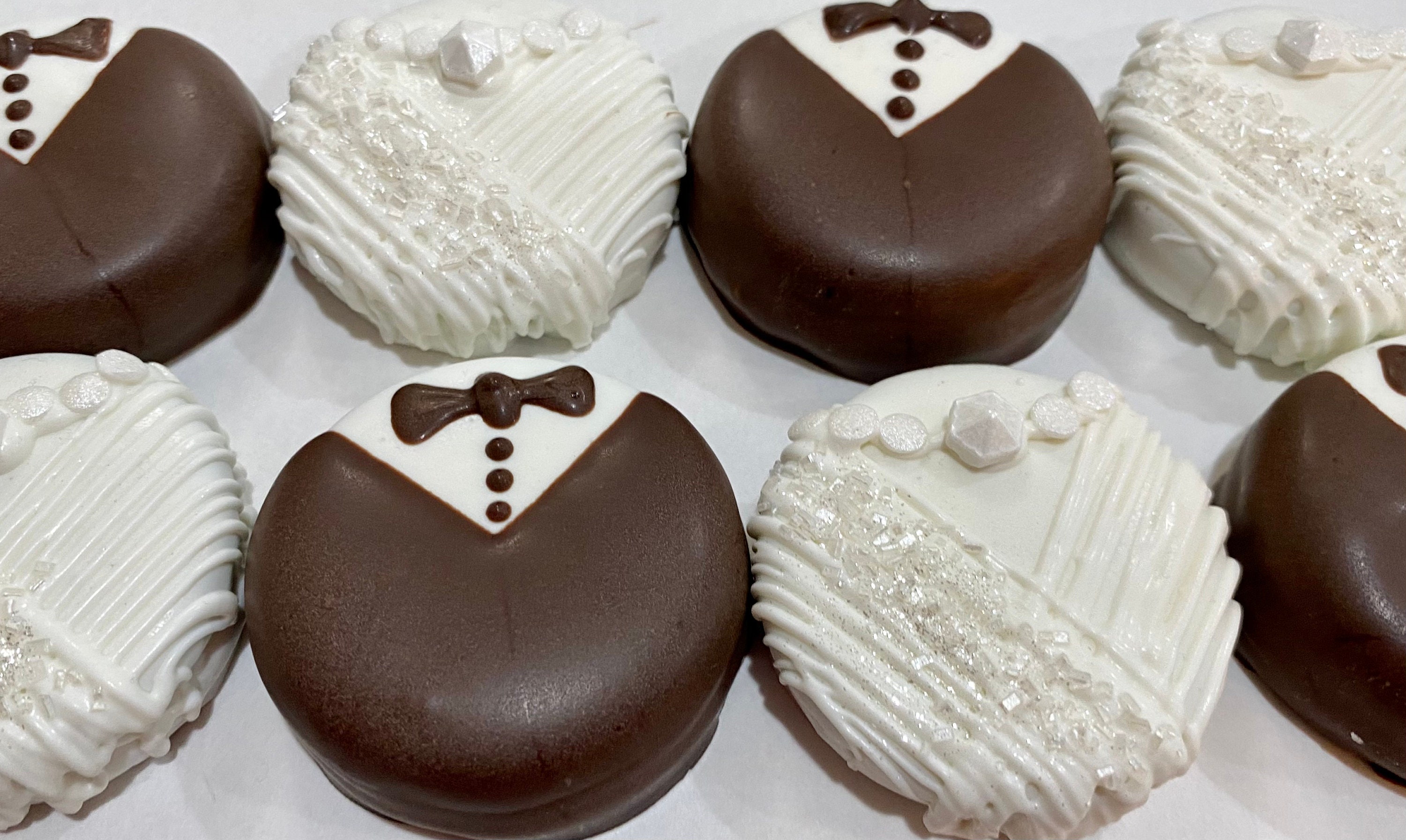 12 Sets (24 Oreos Total) Chocolate Dipped Bride and Groom Oreos ...