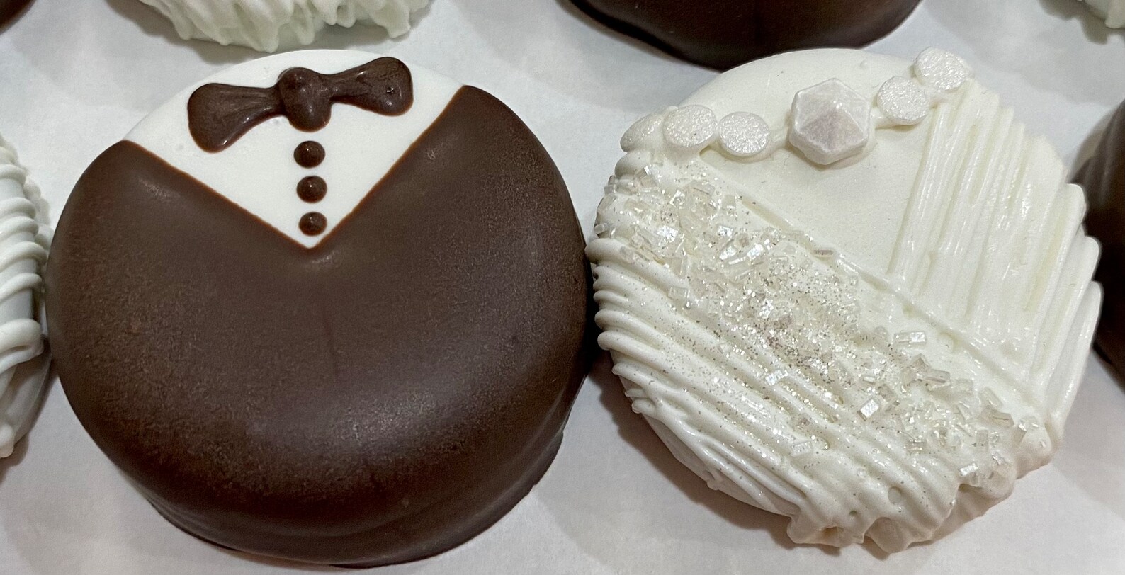 12 Sets (24 Oreos Total) Chocolate Dipped Bride and Groom Oreos ...