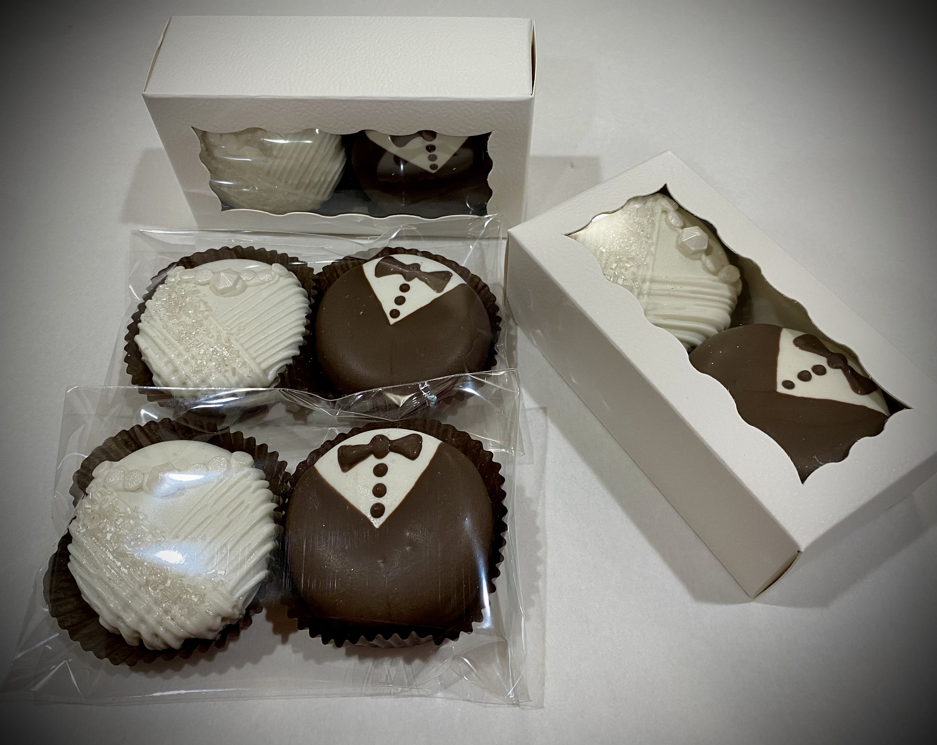 12 Sets (24 Oreos Total) Chocolate Dipped Bride and Groom Oreos ...