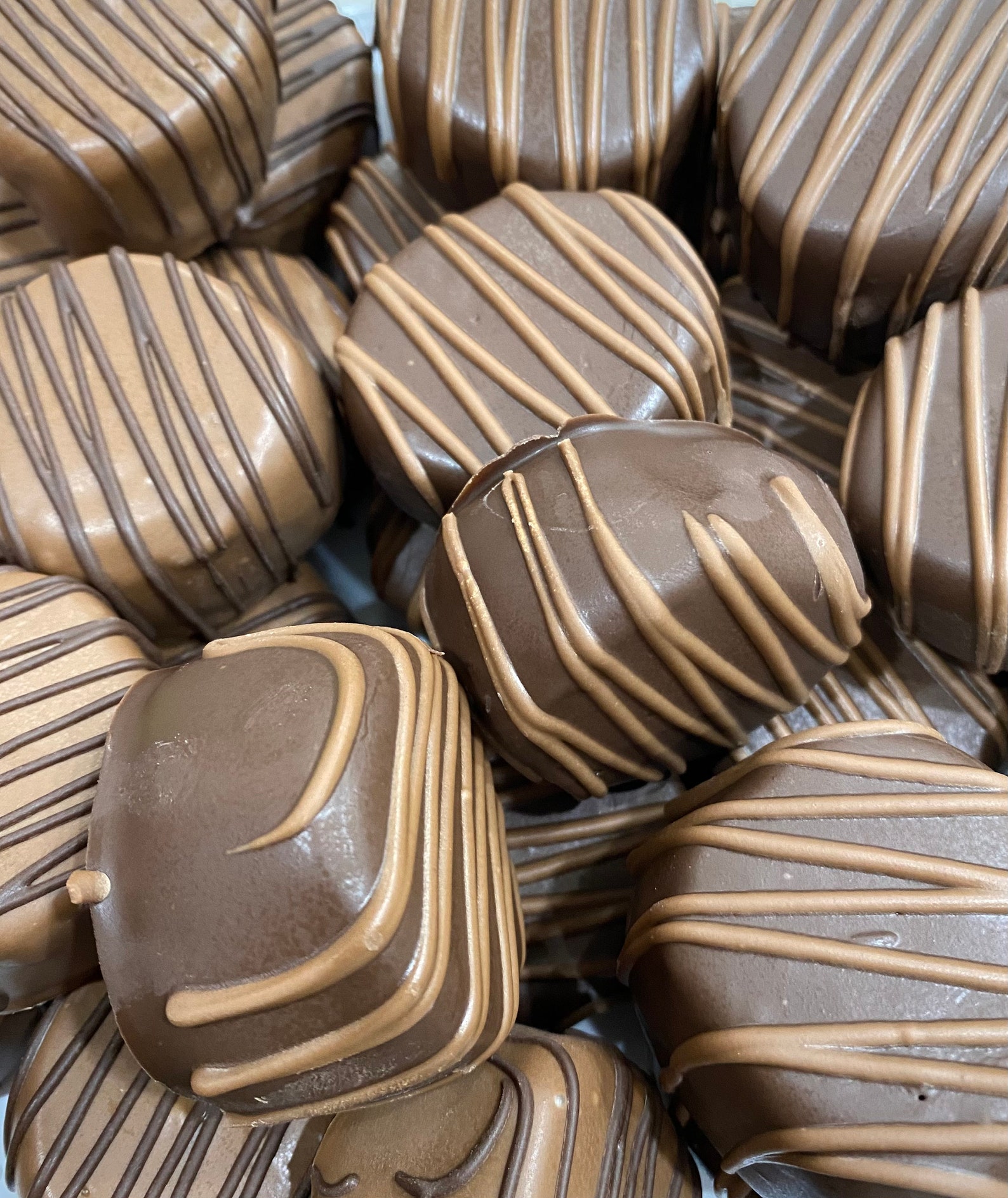 1 Pound Box of Jumbo Marshmallows! Choose Milk, Dark or White Chocolate ...