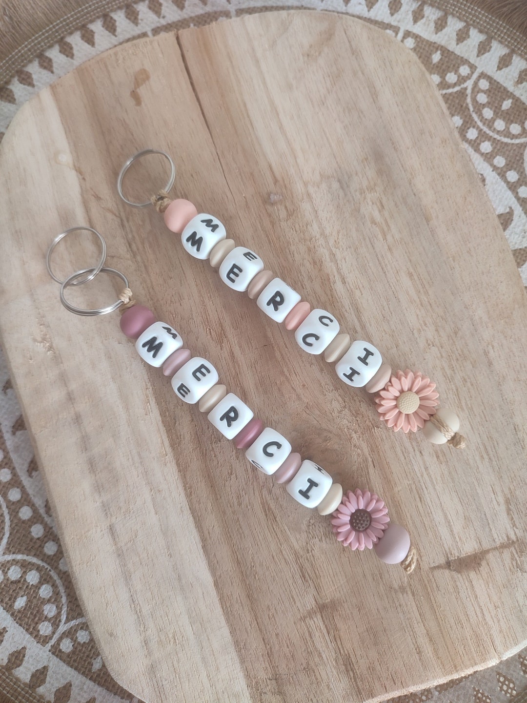Silicone Bead Key Ring: First Name or a Word Flowers Choice of Colors ...