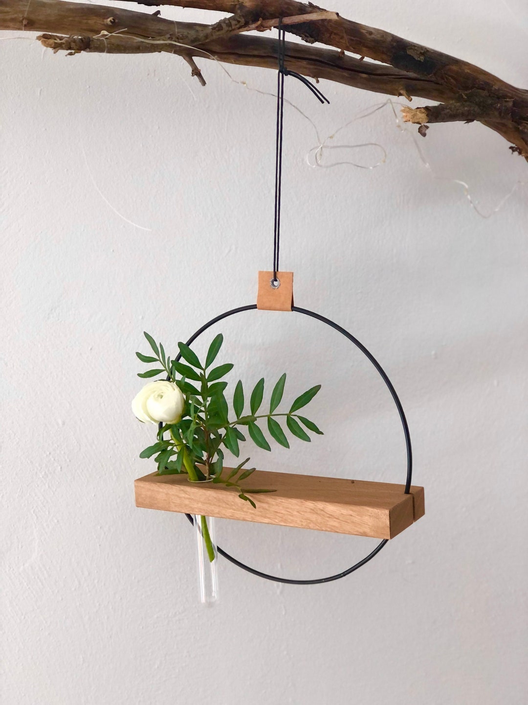Hanging Test Tube Vase // Wreath With Flower Holder - Etsy