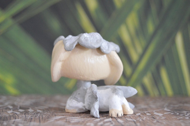 LPS OOAK Moth Inspired Dachshund Custom - Etsy