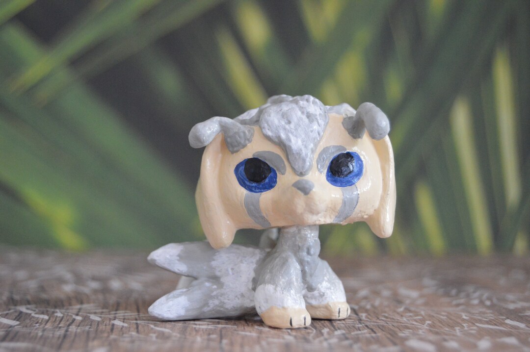 LPS OOAK Moth Inspired Dachshund Custom - Etsy