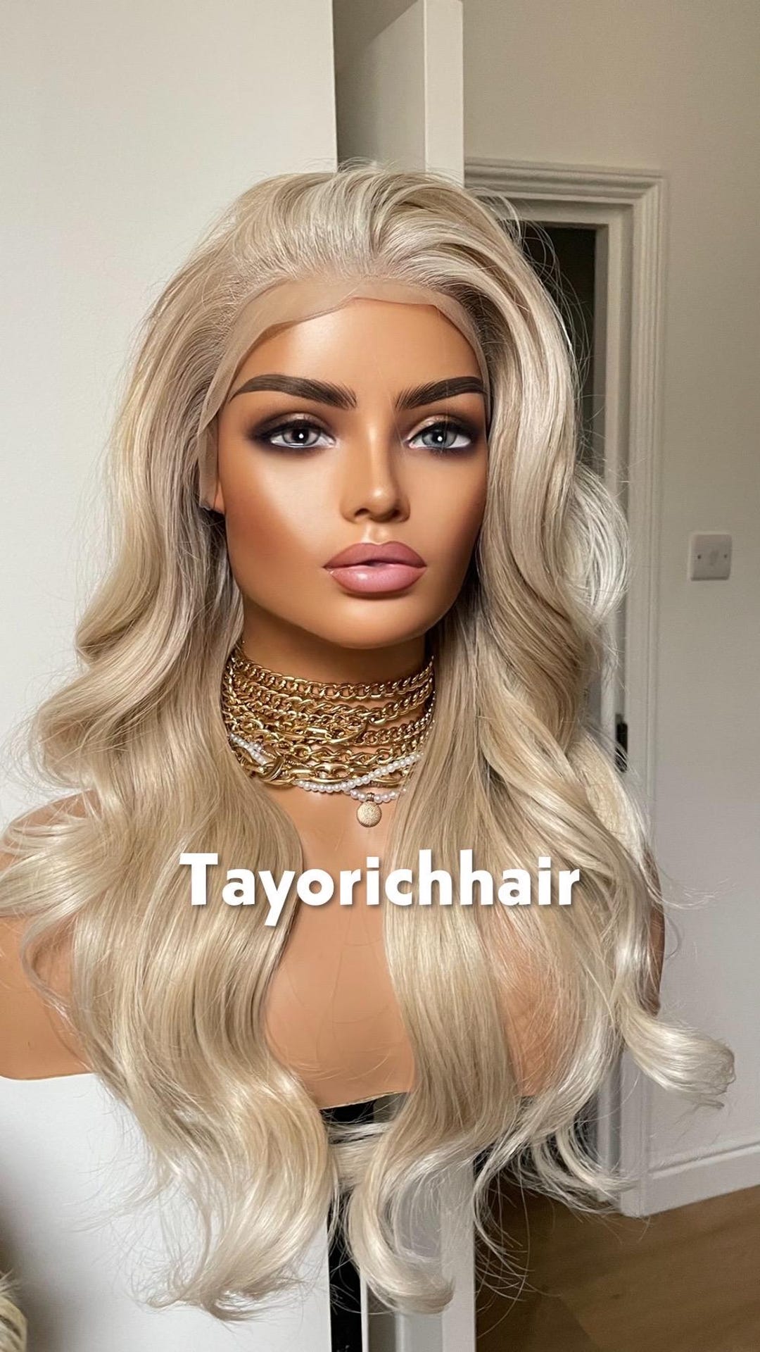 Blonde Synthetic Wig;face Framing Highlights, Wavy Hair , Heat Safe ...