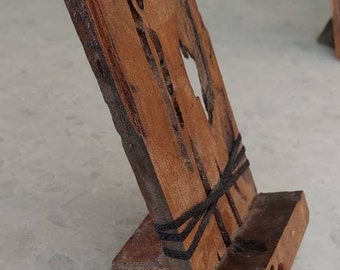 Cell Phone Stand - Etsy