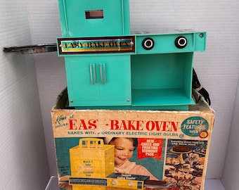 Vintage 1970's Easy Bake Oven in Original Box Working - Etsy