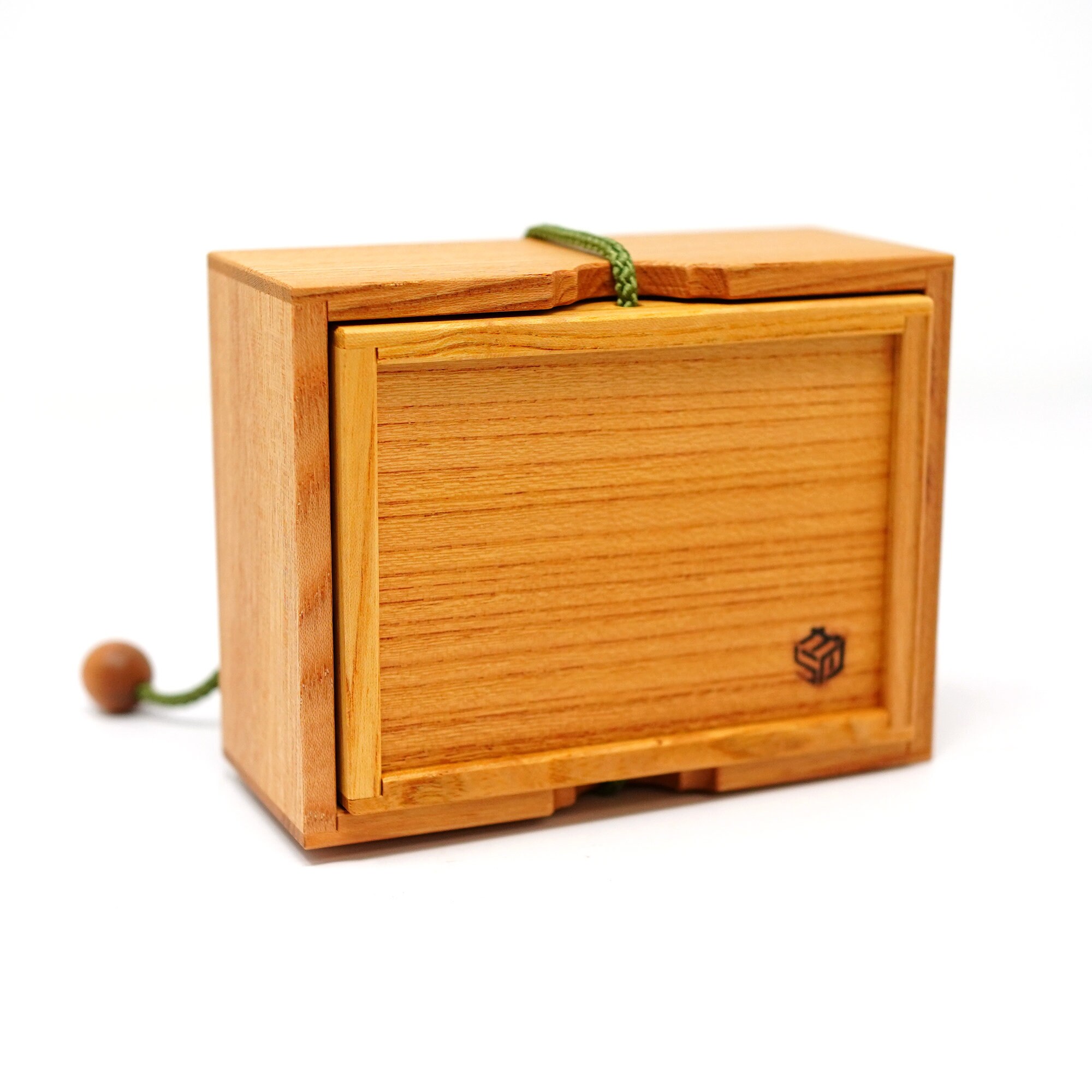 Tamate Puzzle Box by Karakuri Creation Group Amazing Handmade Puzzle ...