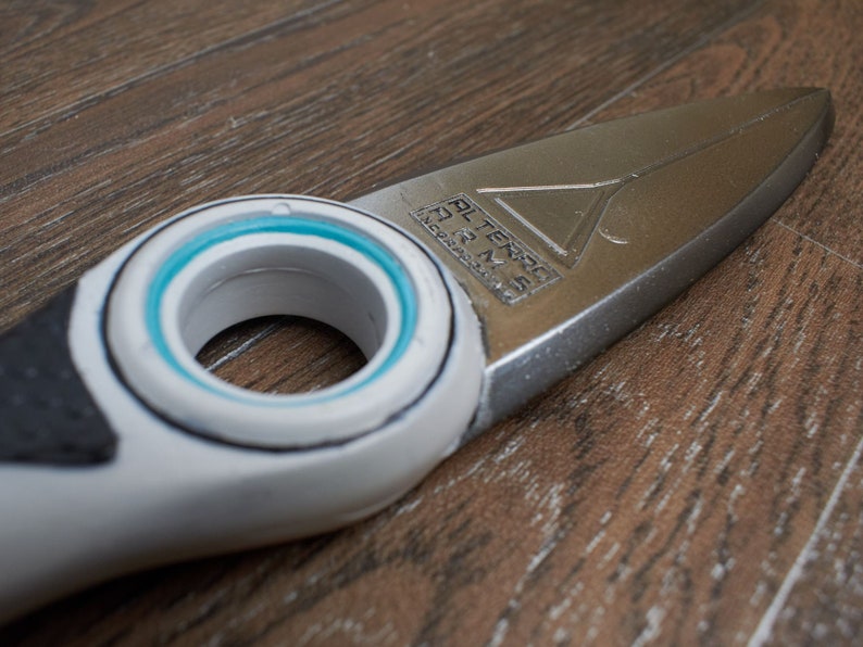 Survival Knife - Subnautica Inspired Replica - Etsy