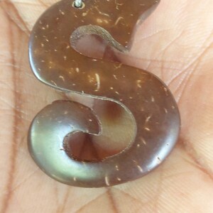 S Shaped Handmade Key Tag coconut Shell Key Chain / Eco Friendly ...