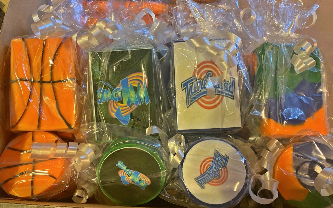 Space Jam Oreos, Rice Krispies, and Pretzels - Etsy