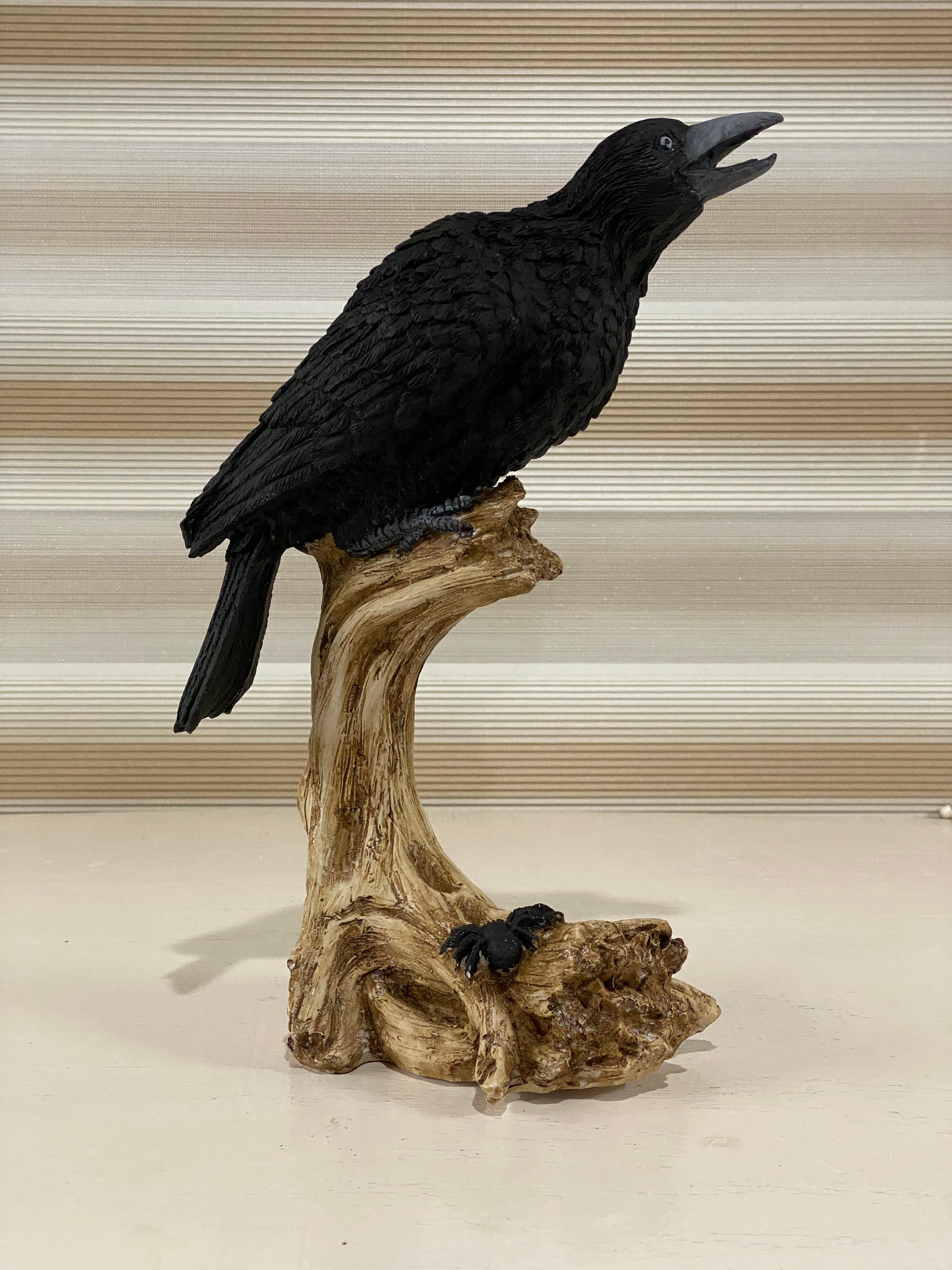 Raven Statue, Raven Bird Sculpture, Bird Statue, Crow Bird Statue ...
