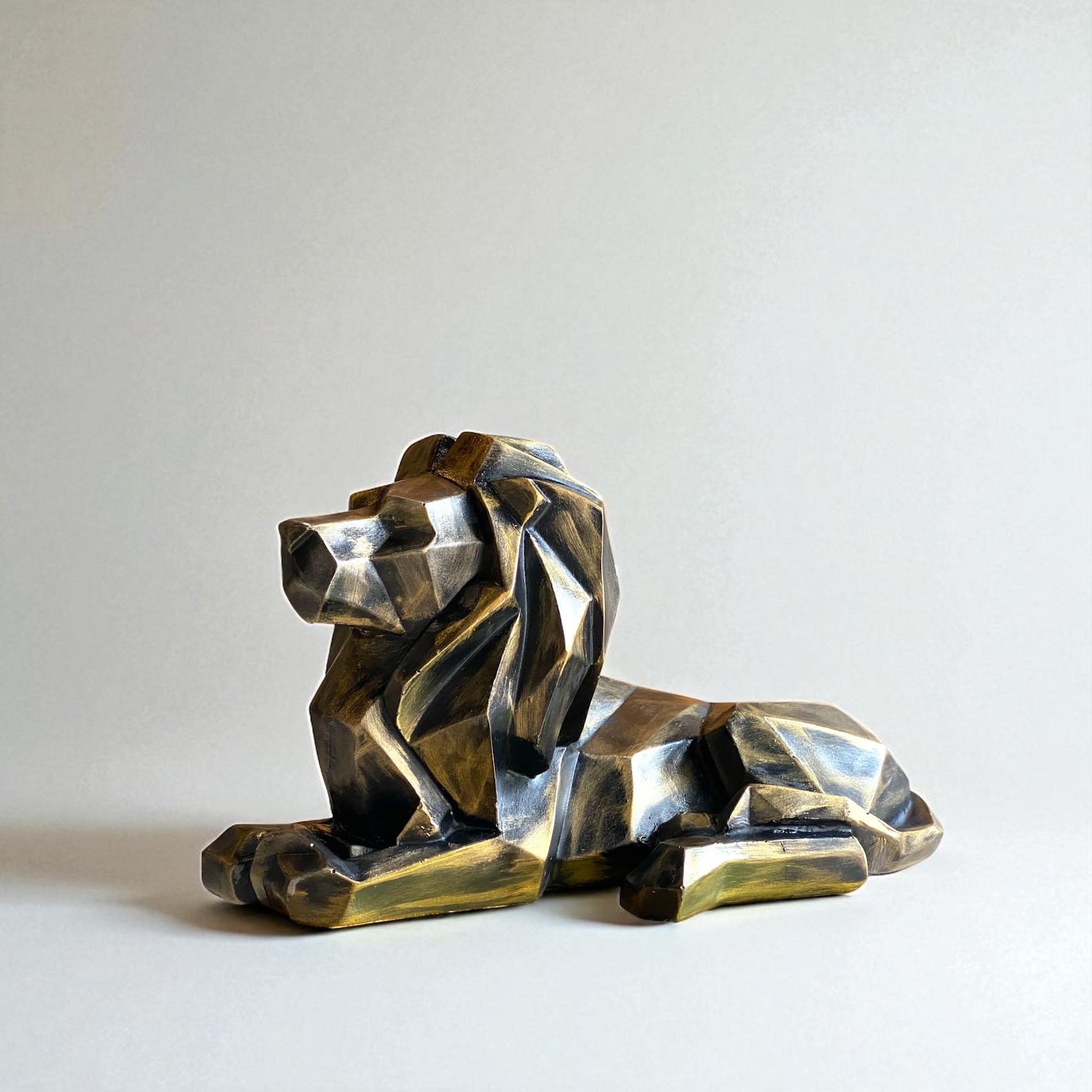 Cubic Lion Statue, Geometric Lion Sculpture, Lion Sculpture, Large ...