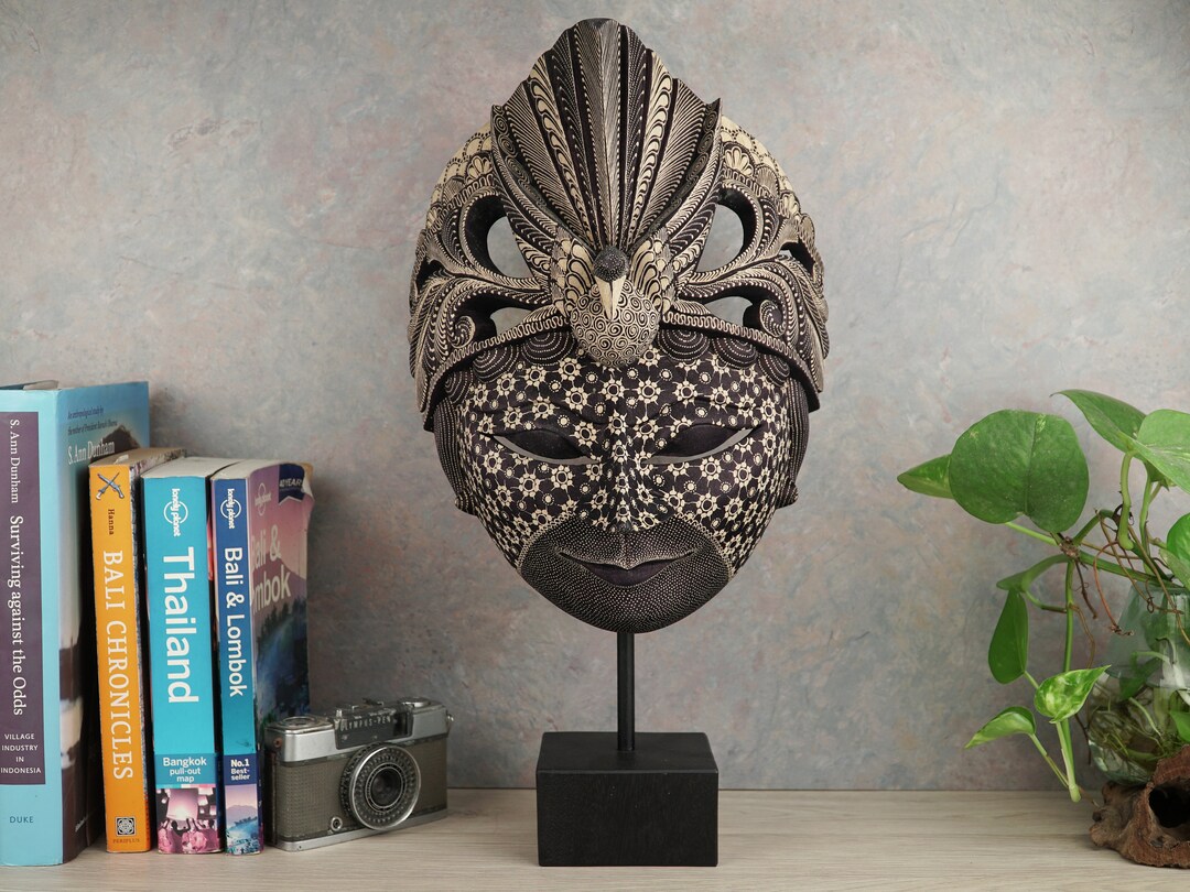Indonesia Batik Mask Sculpture, Batik Pattern, Indonesia Batik ...