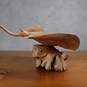 Manta Rays Statue, Animal, Ornament, Hand Carved, Unique Statue, Wood ...