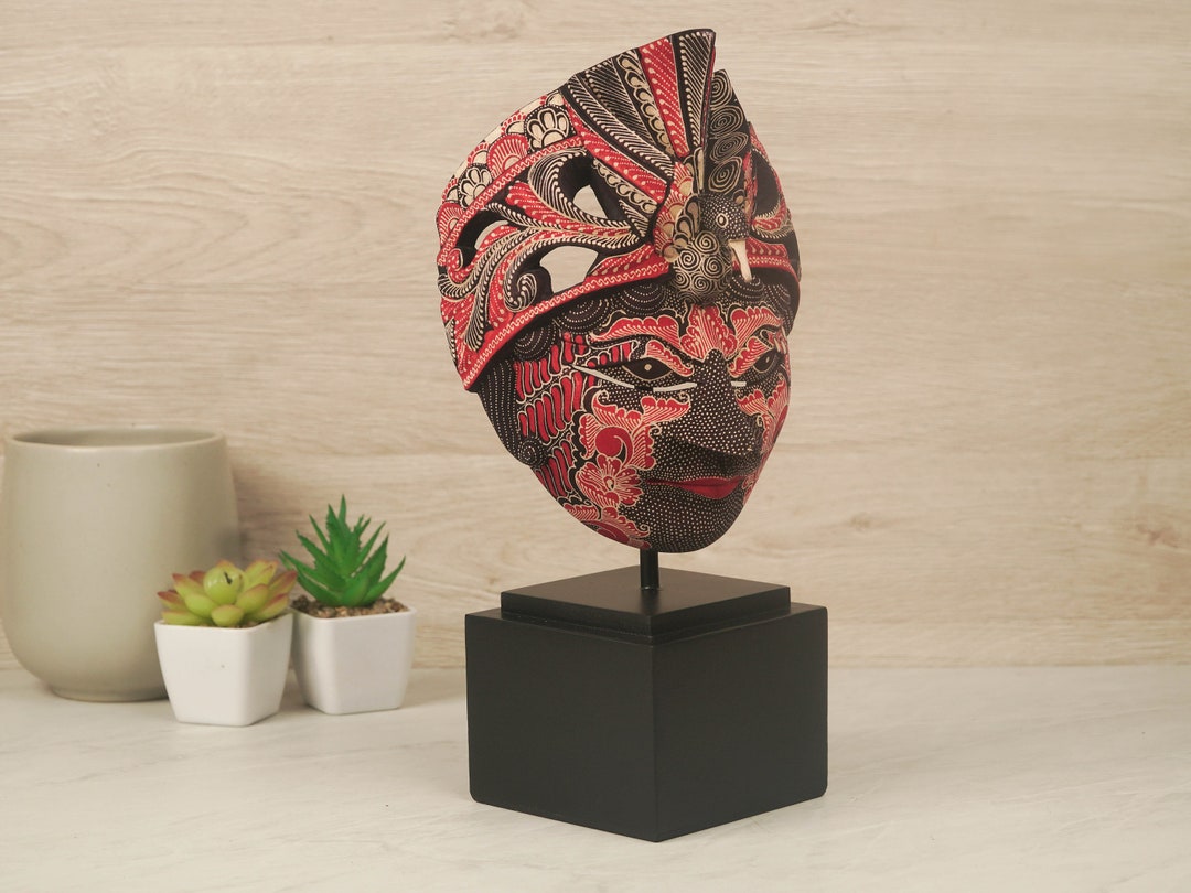 Wooden Abstract Handmade Batik Mask, Batik Mask, Abstract Style ...
