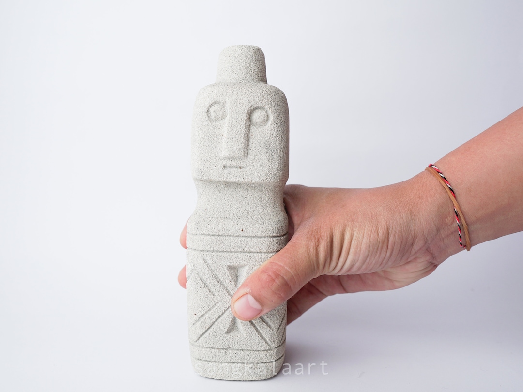 Natural River Stone Carving Primitive Statue, Stone Carving , Sculpture ...