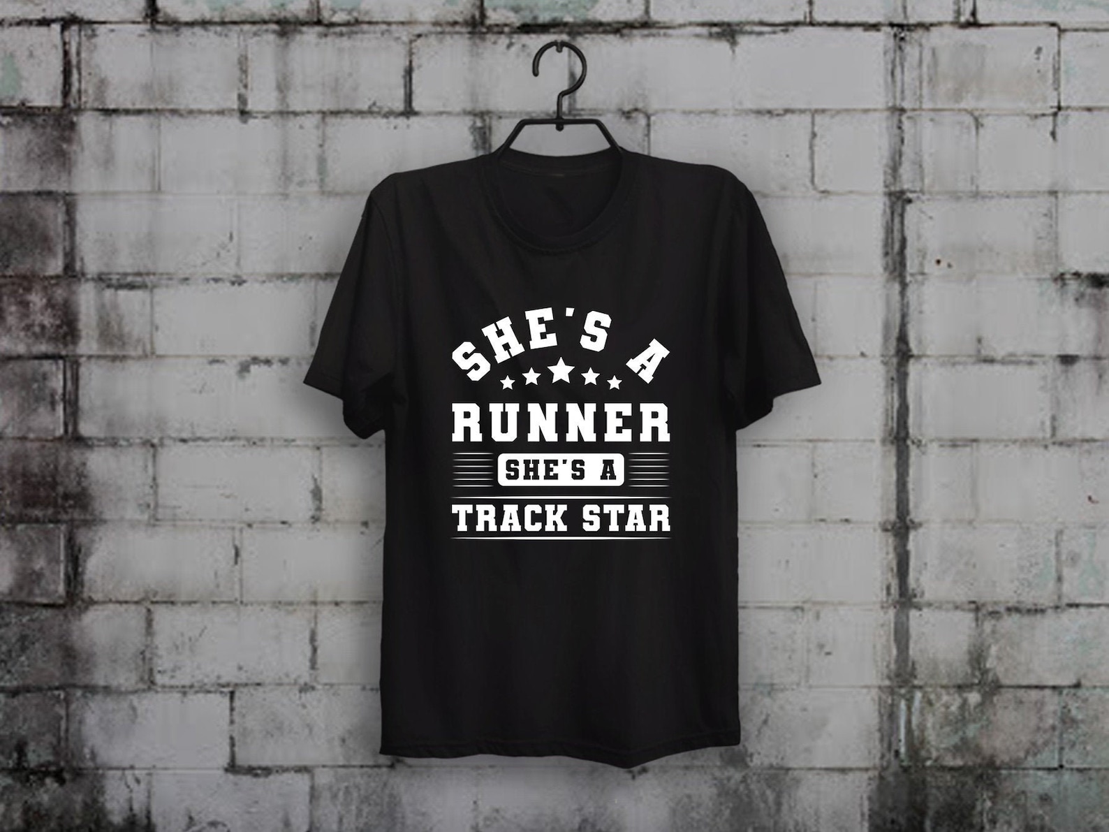 She's A Runner She's A Track Star Unisex T-shirt - Funny Quote Shirt ...