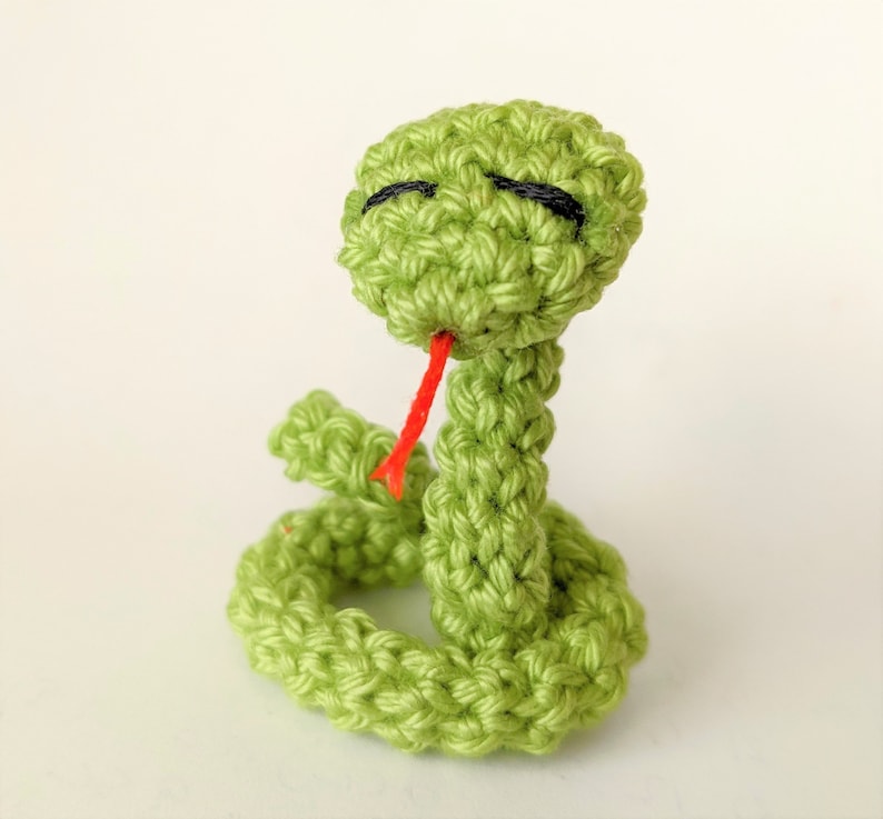 Mini Coiled Snake Crochet Amigurumi Pattern - Etsy Canada