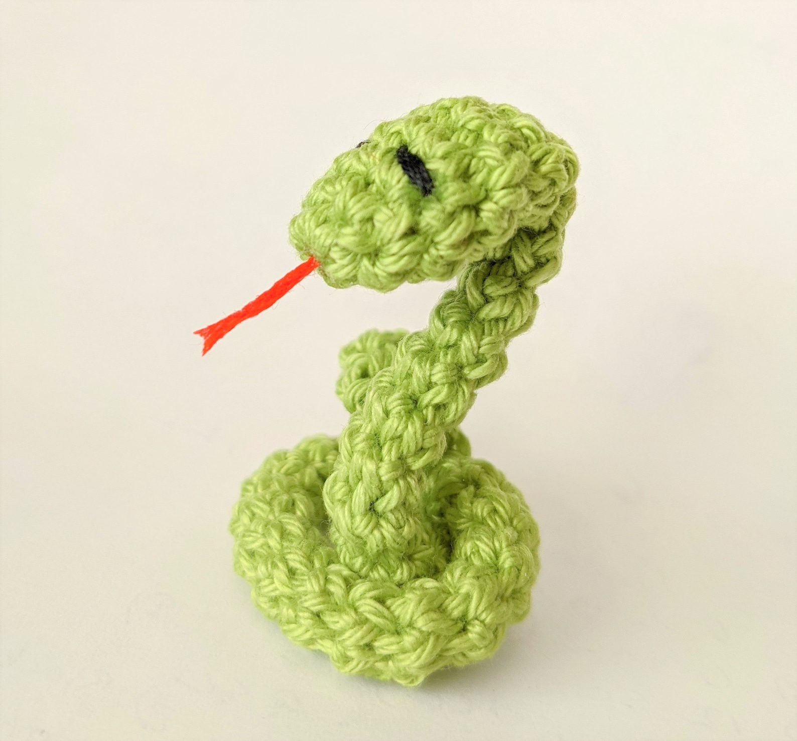 Mini Coiled Snake Crochet Amigurumi Pattern - Etsy Canada