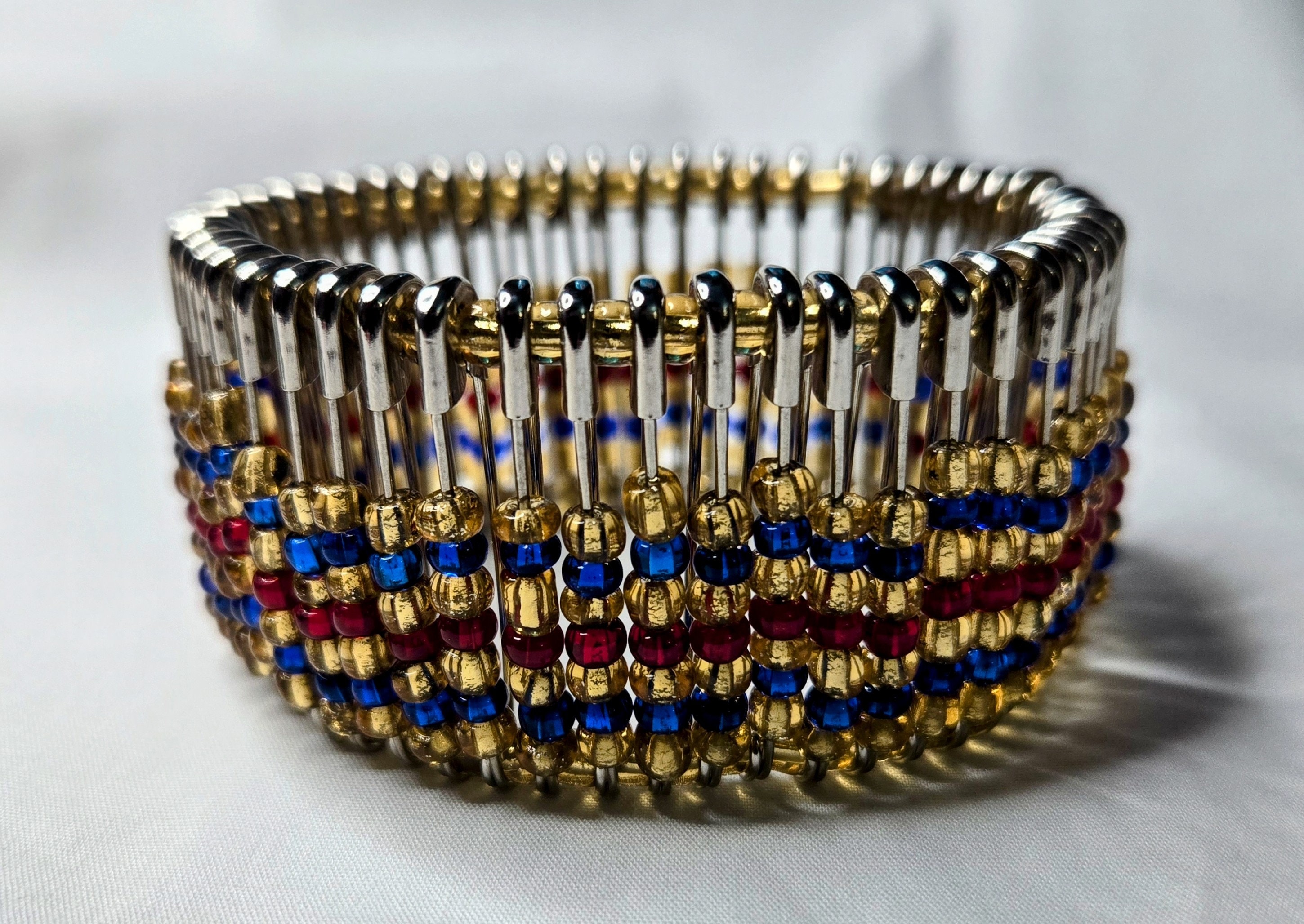 Thick Safety Pin Glass Bead Bracelet - Etsy