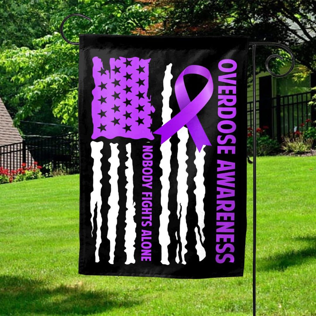 Overdose Awareness Day USA American Flag, in August We Wear Purple ...