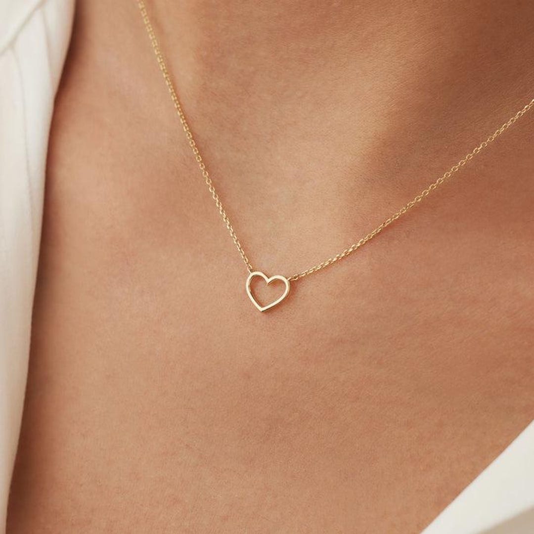 14K Solid Gold Tiny Heart Necklace, Dainty Heart Pendant Necklace ...
