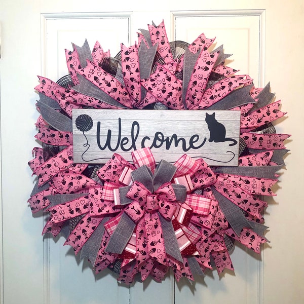 Cat Yarn Wreath - Etsy