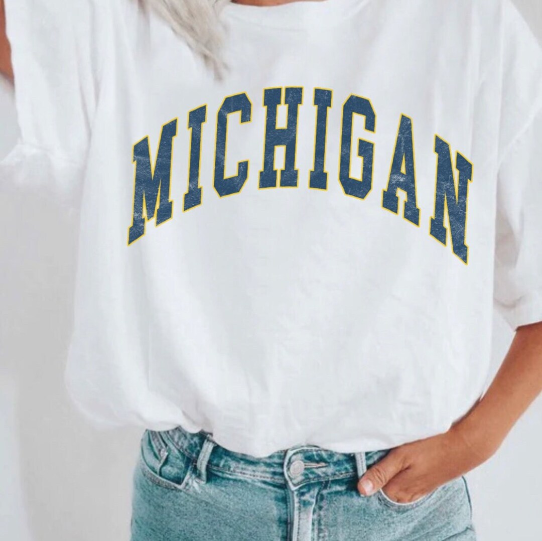 Michigan Graphic Tee Vintage Look Crewneck Michigan Preppy - Etsy
