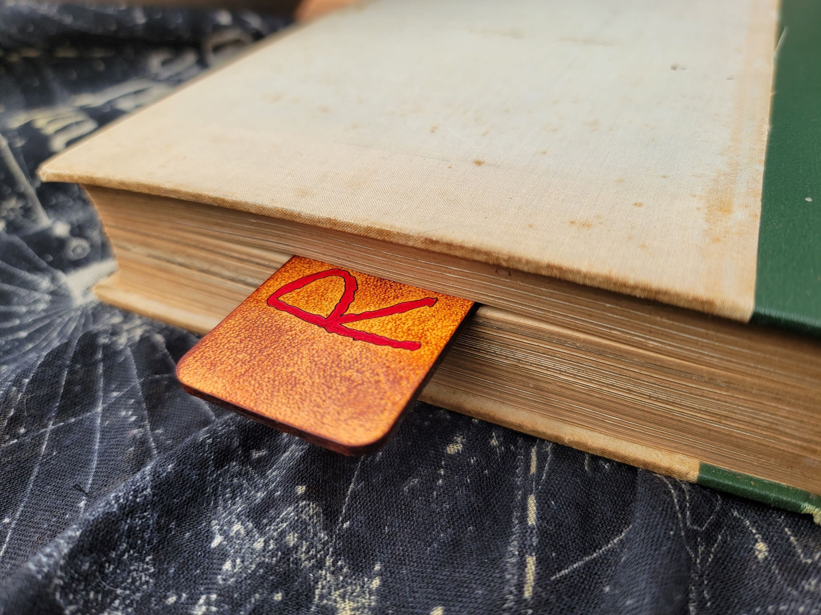 Horror Inspired Bookmark | Leather Shining Bookmark | Gift for Horror ...