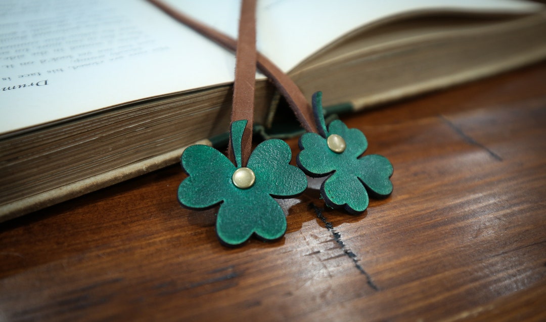Four Leaf Clover Bookmark | St. Patrick's Day | Shamrock Irish Bookmark ...
