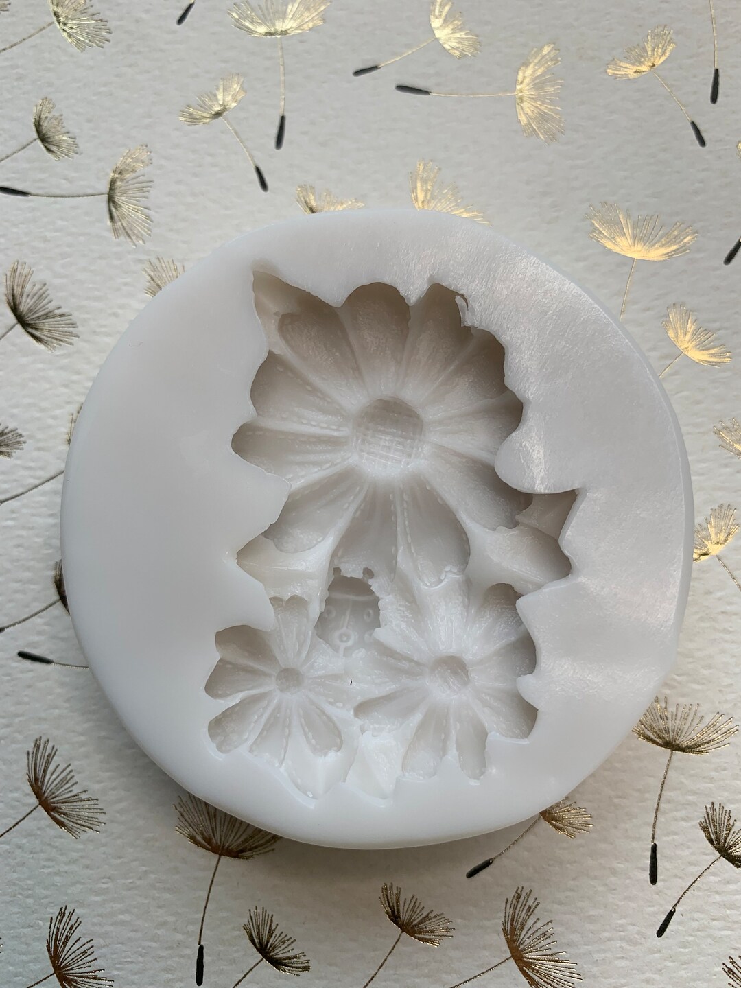 Daisy Cluster With Lady Bug Silicone Mold 3D 2.1” Wide 1.25”tall .7 ...