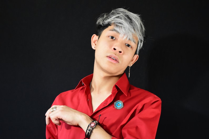 Platinum Enamel Pin Valorant - Etsy