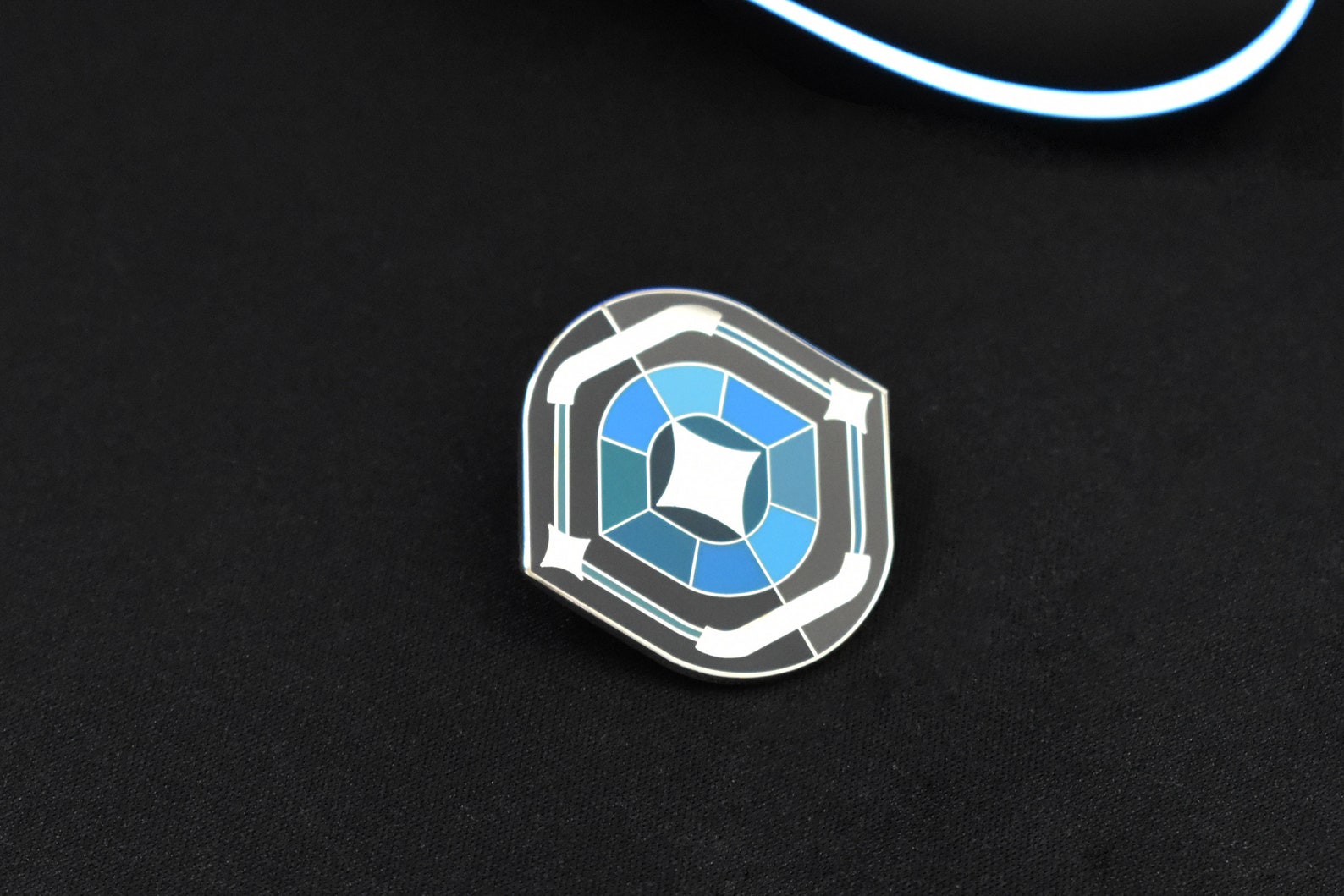 Platinum Enamel Pin - Valorant - Etsy