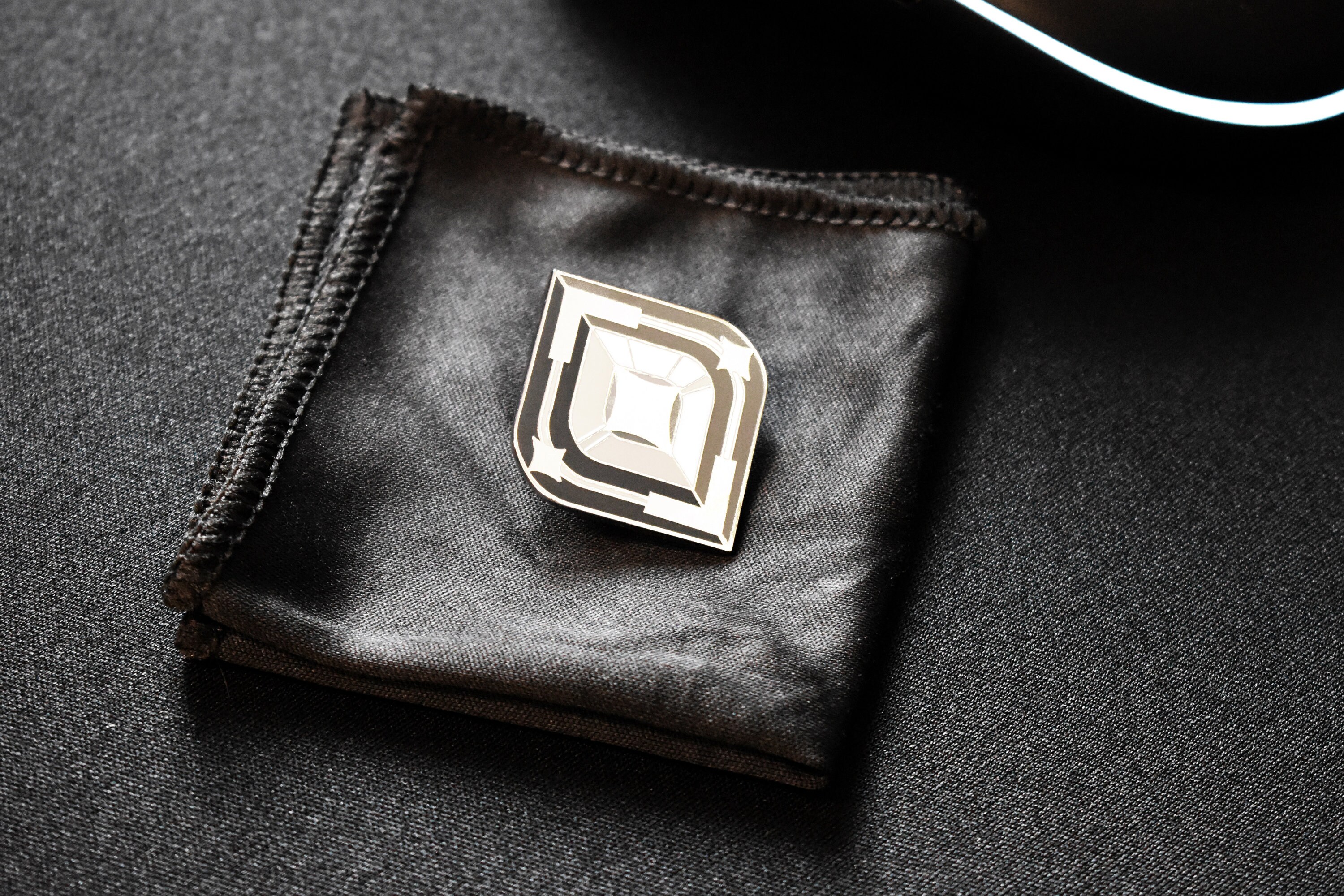 Silver Enamel Pin Valorant | Etsy