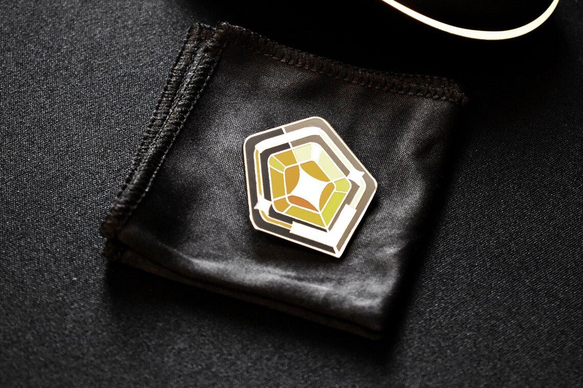 Gold Enamel Pin Valorant - Etsy
