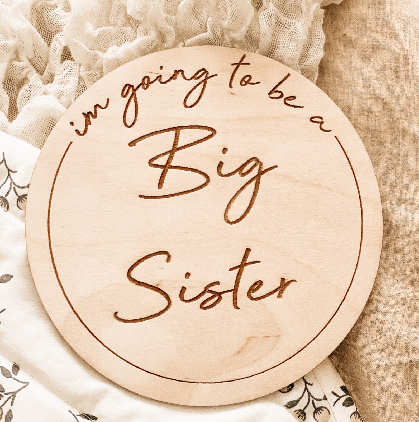Vas a ser una hermana mayor / Placa de anuncio de bebé grabada | Etsy