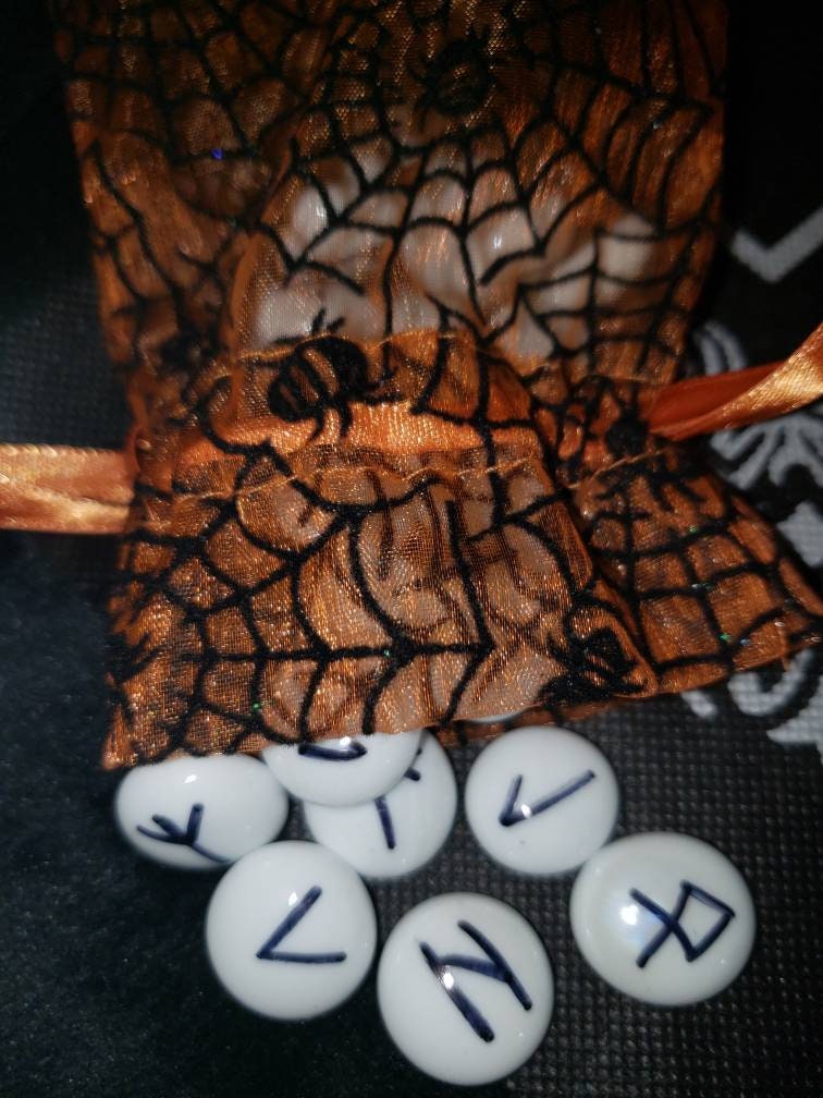 Rune Readings (collection of All Types) - Etsy
