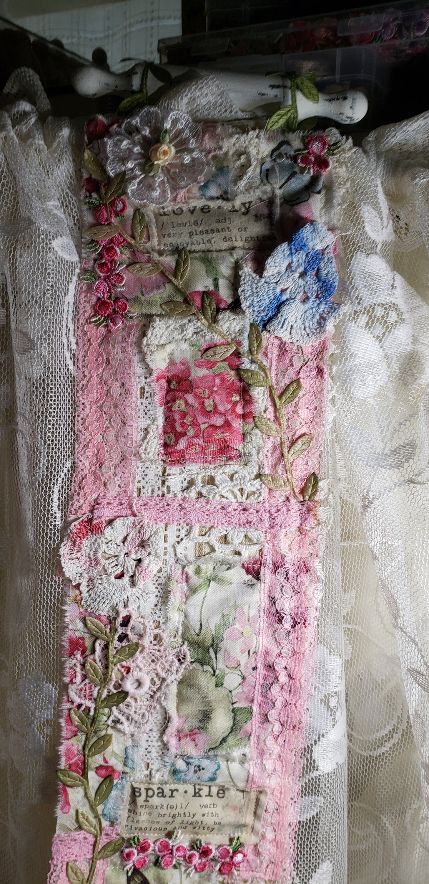 This is a Snippet Roll on a Mini Rolling Pin. Pink Snippet, Flowers and ...