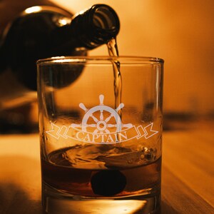Boating & Captain Themed Etched Glasses Captain Etched Glass Anchor ...