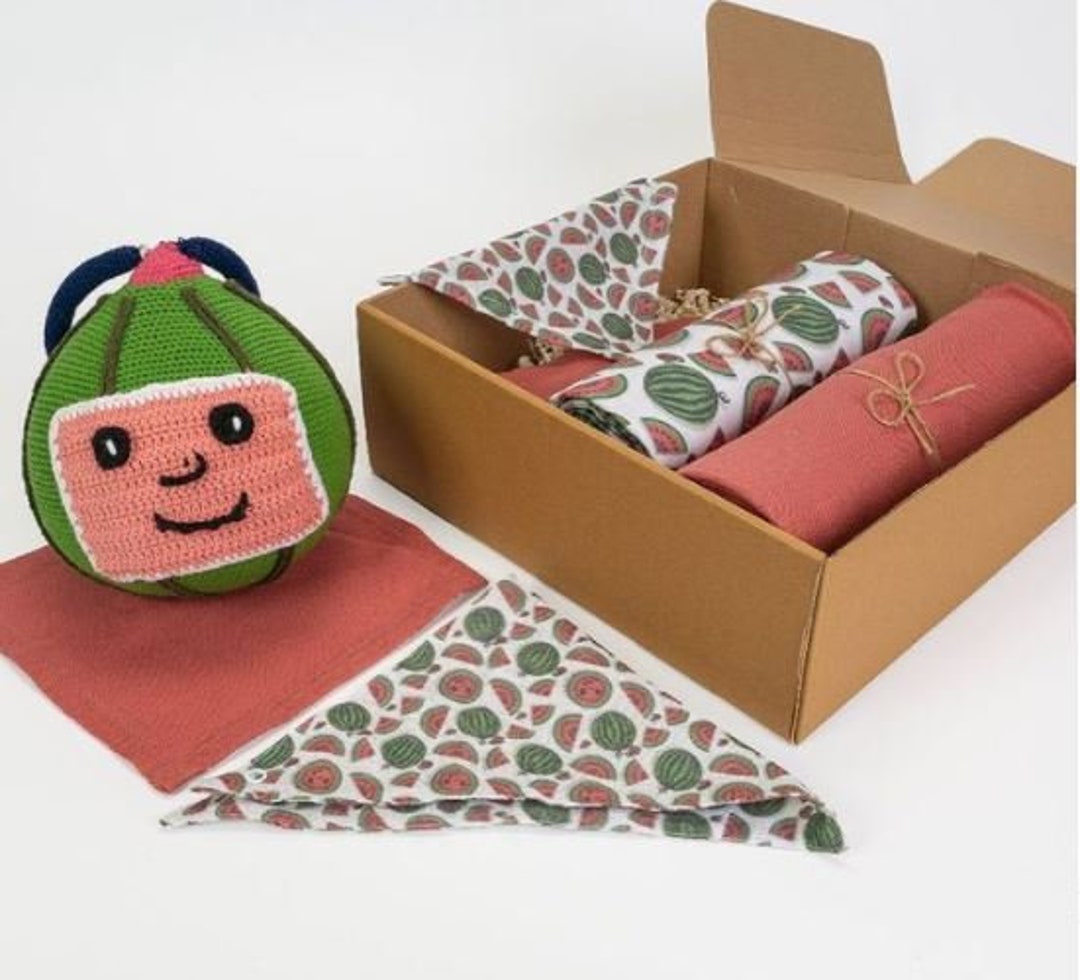 Cocomelon Gift Box Baby Nursery %100 Organic Muslin Swaddle - Etsy ...