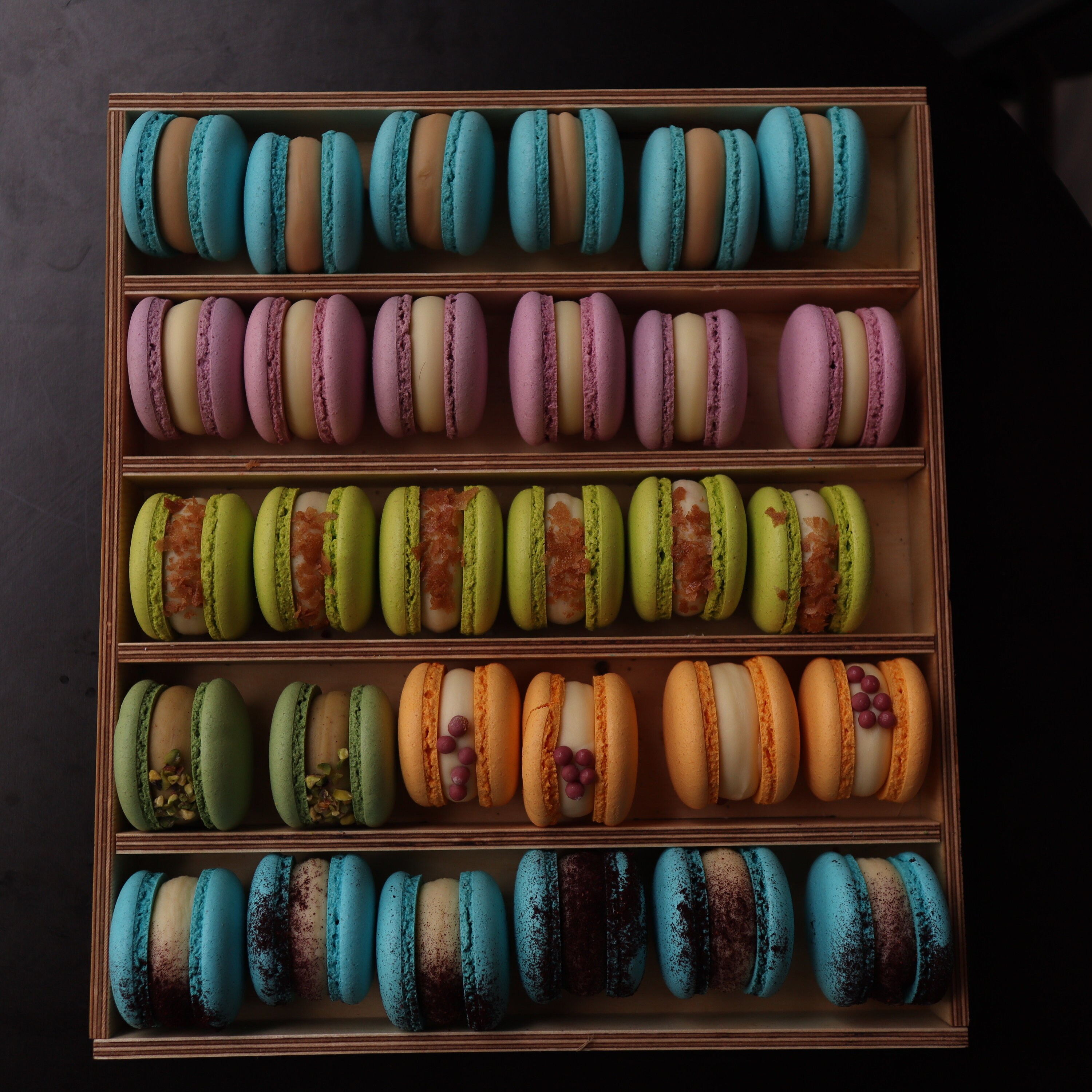 Big Wood Macaron Display Stand, Dessert Table Stand Marshmallow Display ...