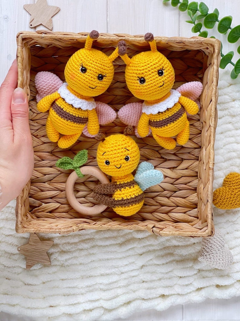 CROCHET PATTERN Bee Rattle Crochet Baby Rattle Bumblebee | Etsy