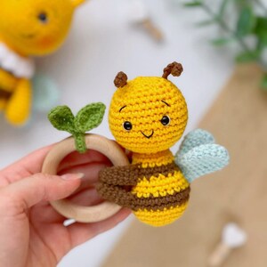 CROCHET PATTERN Bee Rattle Crochet Baby Rattle Bumblebee - Etsy