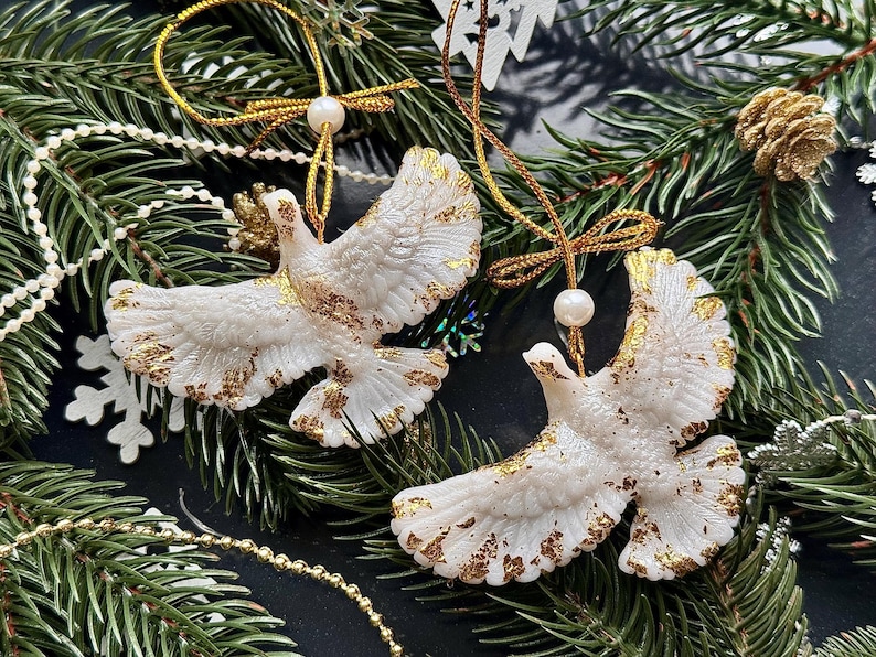 Christmas Doves, Doves of Friendship, Two Turtle Doves, Peace Dove ...